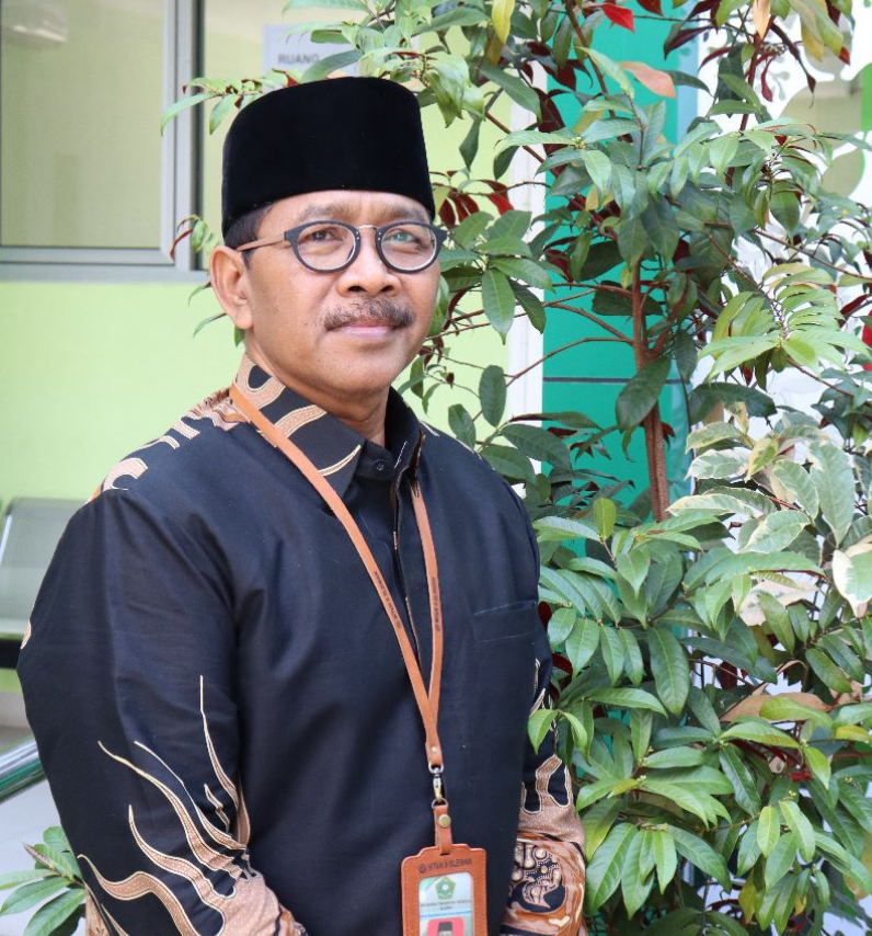 GURU DAN PEGAWAI – MTsN 9 Sleman